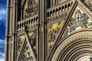 Gothic Art – History & Key Features