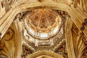 Gothic Art – History & Key Features