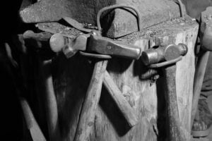 Medieval Blacksmith *Discover the Trade of the Blacksmithing in ...