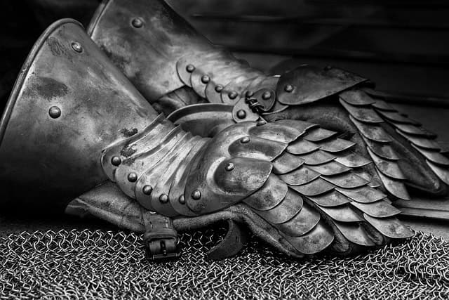 "Evolution of Medieval Armor: A Fascinating Journey through Centuries ...