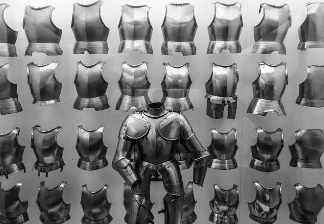 "Evolution of Medieval Armor: A Fascinating Journey through Centuries ...