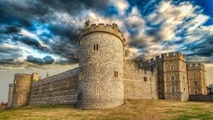 Top 10 Most Historically Important Medieval Castles | Medieval Chronicles