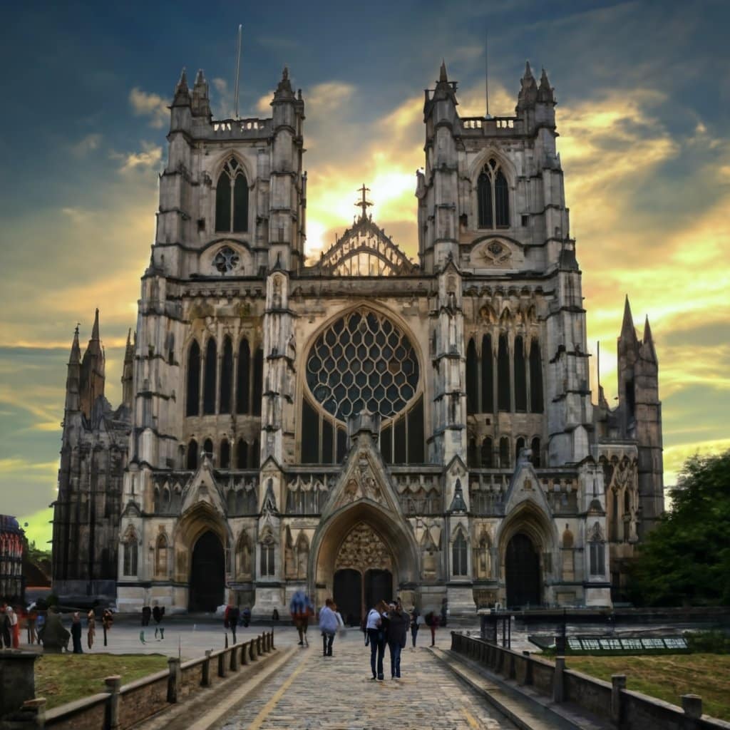 Crafting Cathedrals: Unveiling the Secrets of Medieval Stone Masons and ...