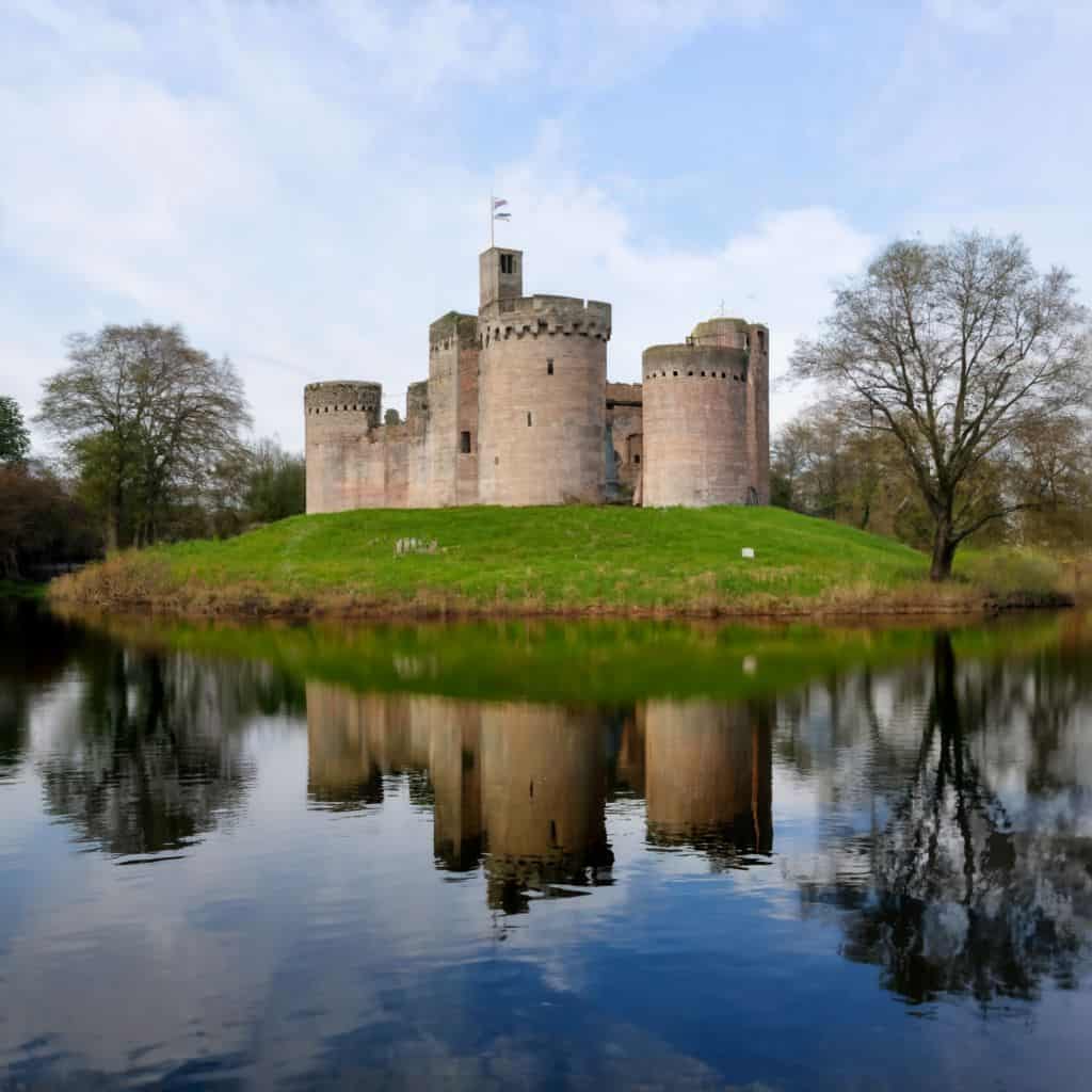 Unraveling the Innovation of Motte and Bailey Castles: Medieval ...